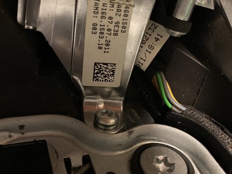 Parduota.com - Mercedes ML GL klasse A1664601503 W166 X166 steering wheel