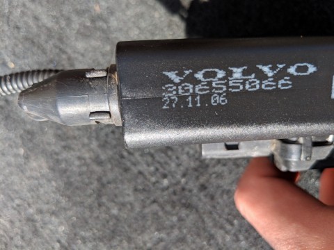 Parduota.com - Volvo V70 Left Side Head lamp Washer Motor 30655066