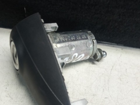 Parduota.com - A9067600005 FRONT DOOR LOCK FOR MB, VW