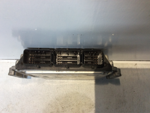 Parduota.com - 0281015330 8200935115 VIVARO TRAFIC PRIMASTAR control module